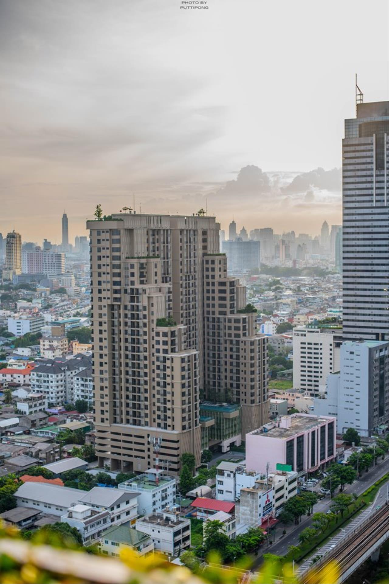 NYE by Sansiri | SVLM Thailand